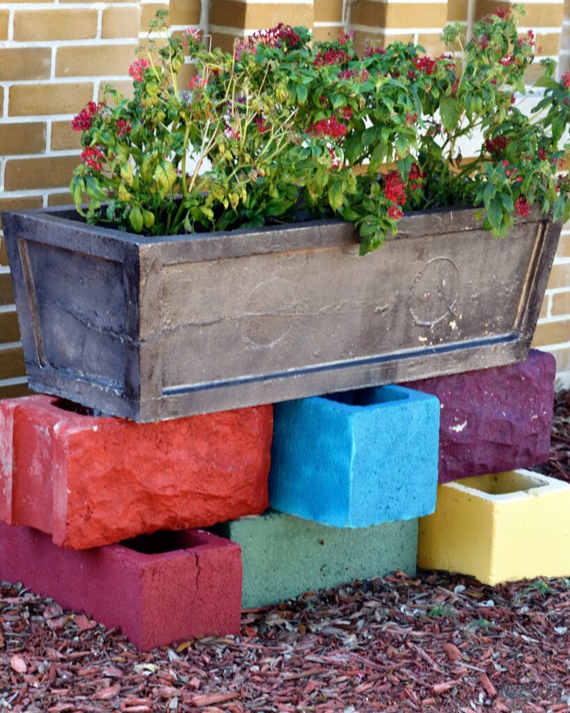 20 Ideas for Repurposing Old Bricks in the Garden - LeafyJournal